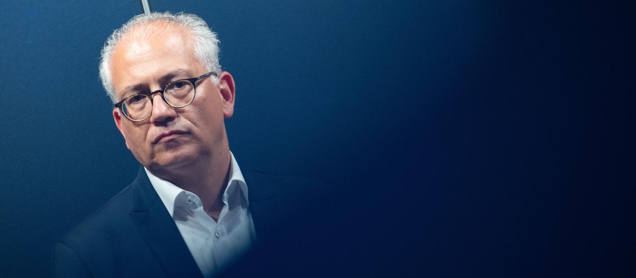 Grünen-Kandidat Al-Wazir vor Hessenwahl: Gern ein bisschen bieder ...