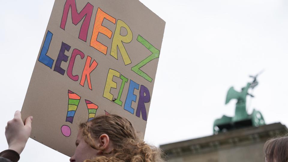 Hessen: Jugendwort 2026: Hat "Mehrzweckeier" eine Chance? | tagesschau.de
