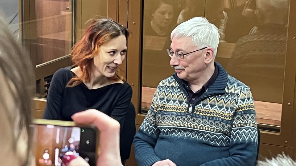 Russischer Menschenrechtler Orlow zeigt sich nach Urteil unbeugsam ...
