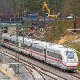 Güterverkehr: Deutsche Bahn plant Kahlschlag bei Cargo-Werken ...