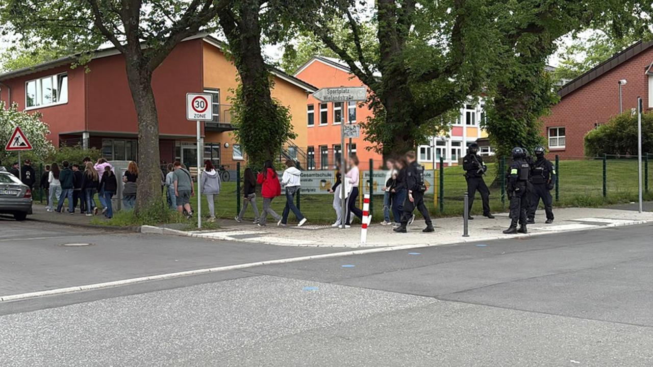 Amokalarm an Bochumer Schule | tagesschau.de