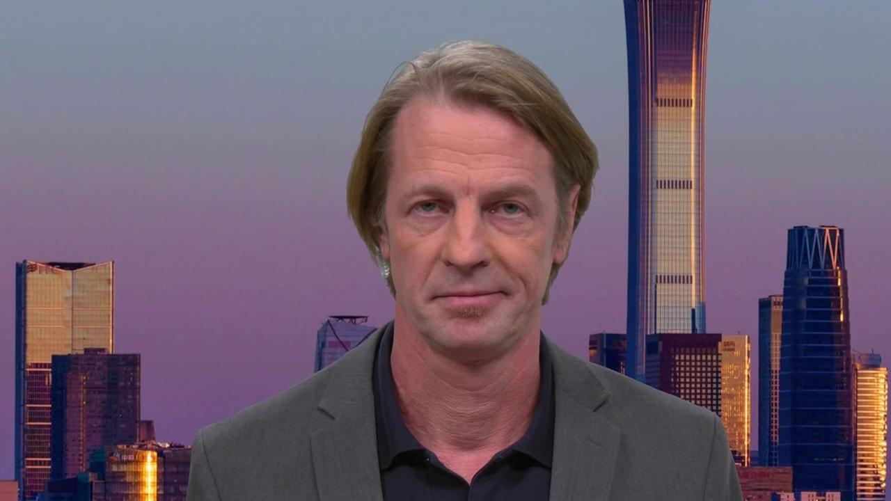 Jörg Endriss, ARD Peking, zur turbulenten politschen Lage in Südkorea ...