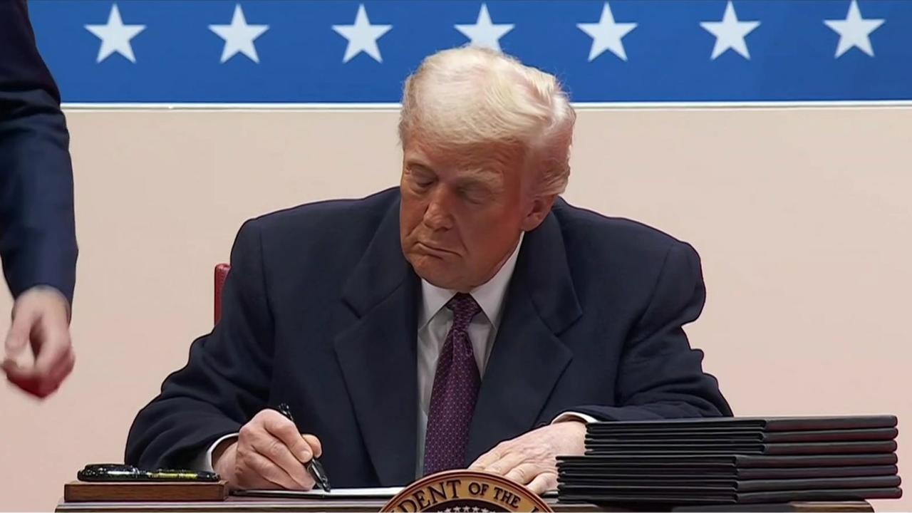 Trumps erste Amtshandlungen - Das bedeuten sie | tagesschau.de