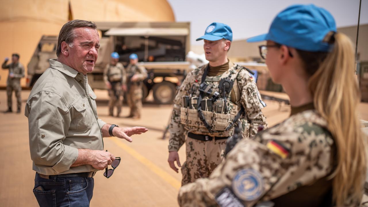 Pistorius in Mali: Antrittsbesuch im Zeichen des Abzugs | tagesschau.de