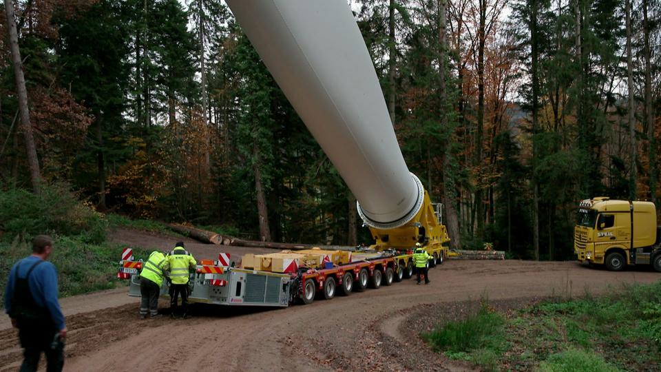 Transport von Windrädern: Der lange Weg der Rotorblätter | tagesschau.de