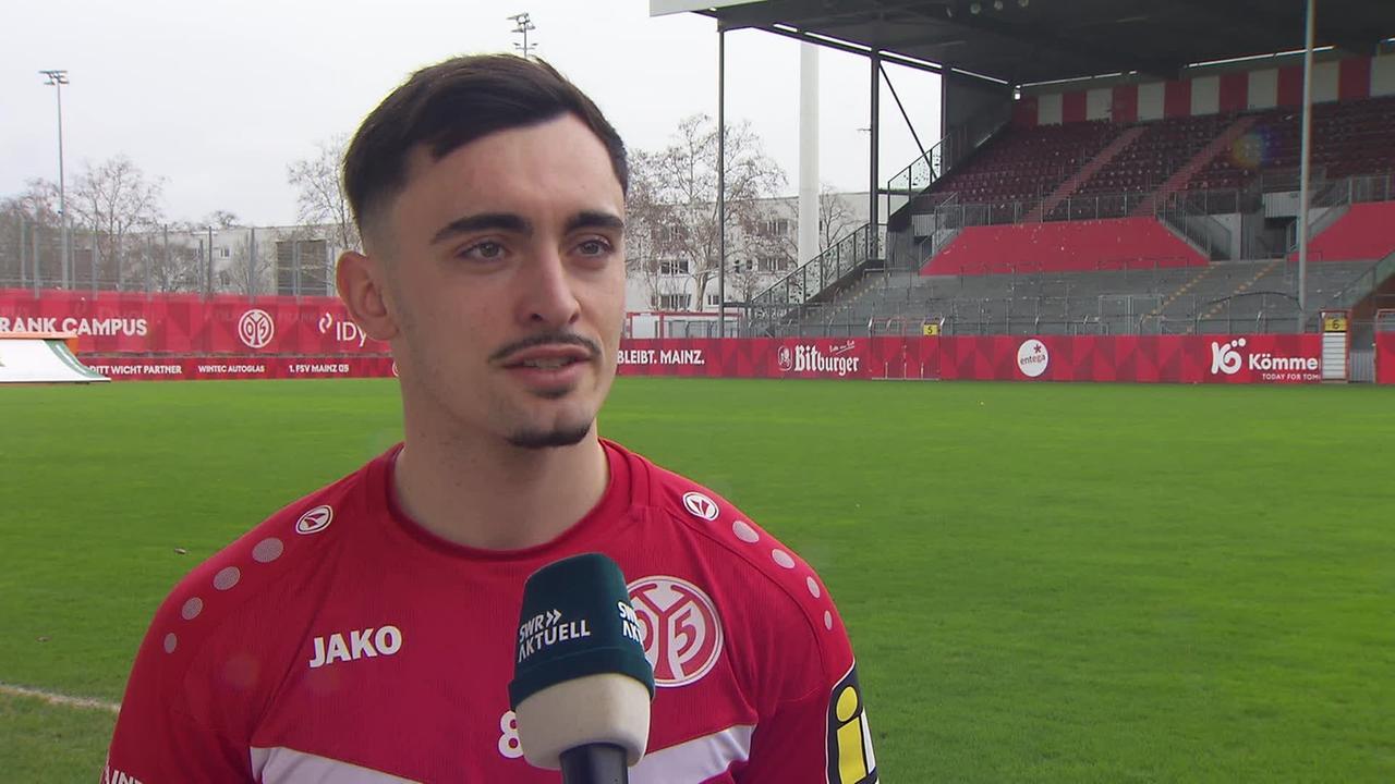 Paul Nebel freut sich für Nelson Weiper | tagesschau.de