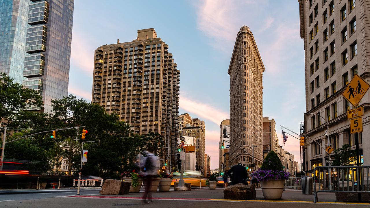 Zweiter Anlauf für Auktion von New Yorks "Bügeleisen-Gebäude" | tagesschau.de