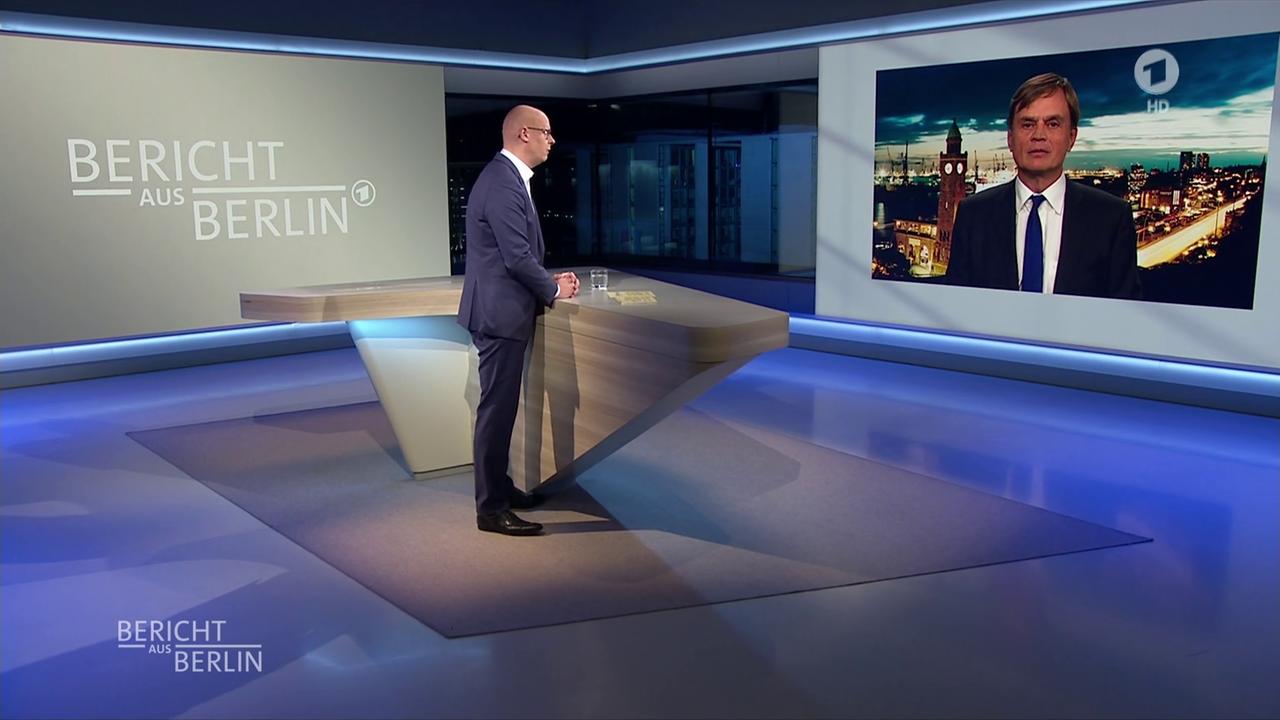 Bernd Baumann, Erster Parlamentarischer Geschäftsführer der AfD-Fraktion, zum Potsdamer ...