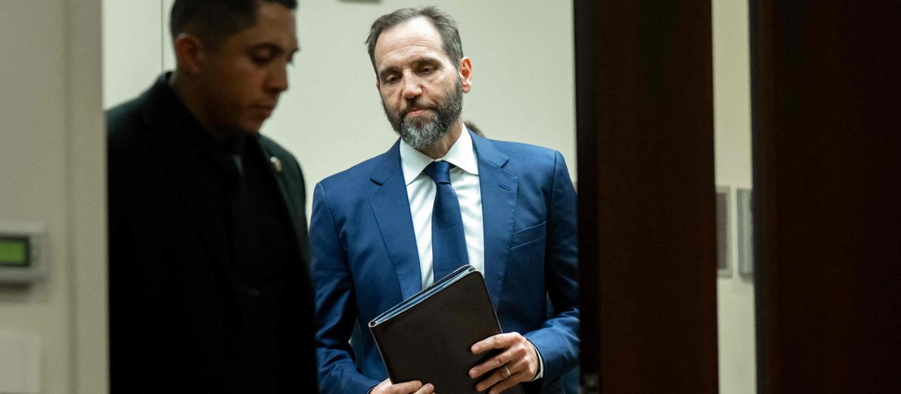 Sonderermittler: Trump entging Verurteilung dank seines Wahlsiegs ...