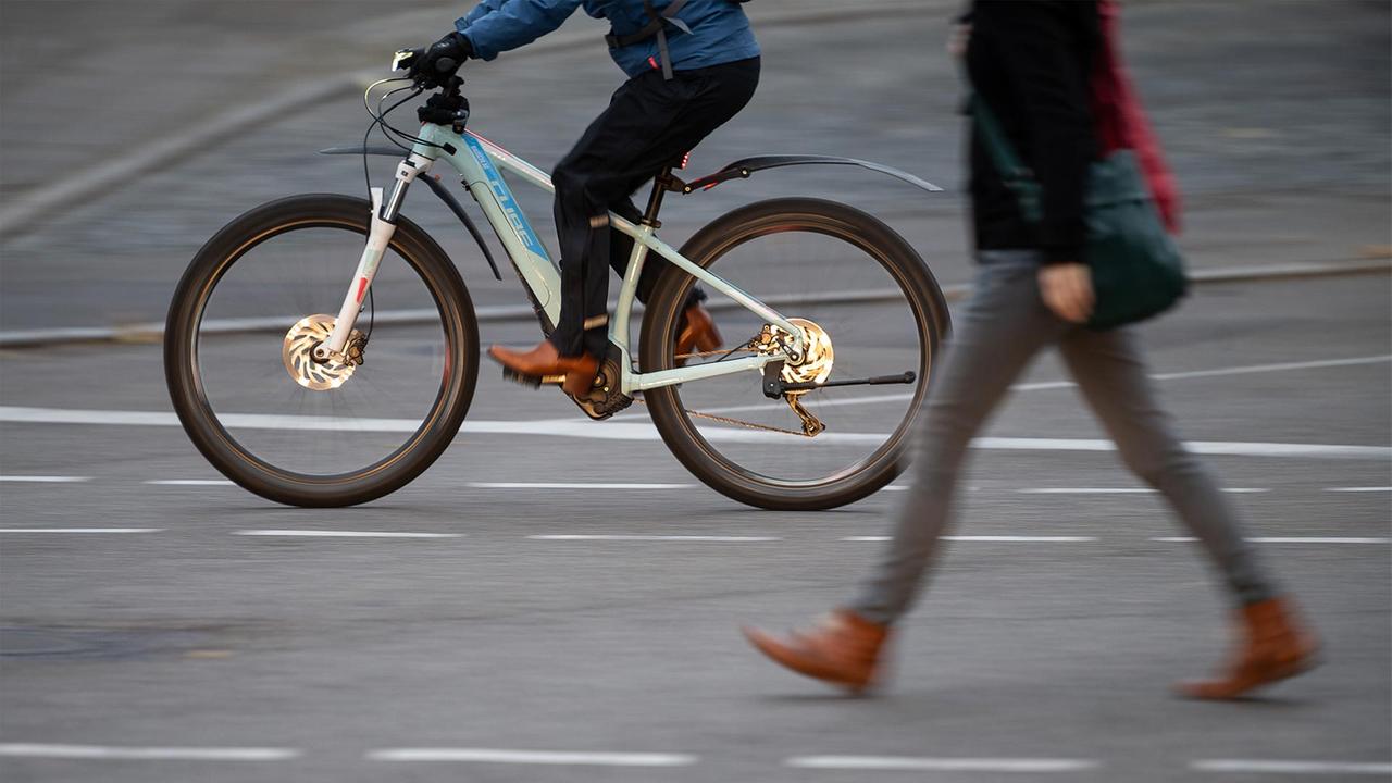 Geleaste Jobräder im Trend: Lohnt sich ein Dienstfahrrad? | tagesschau.de