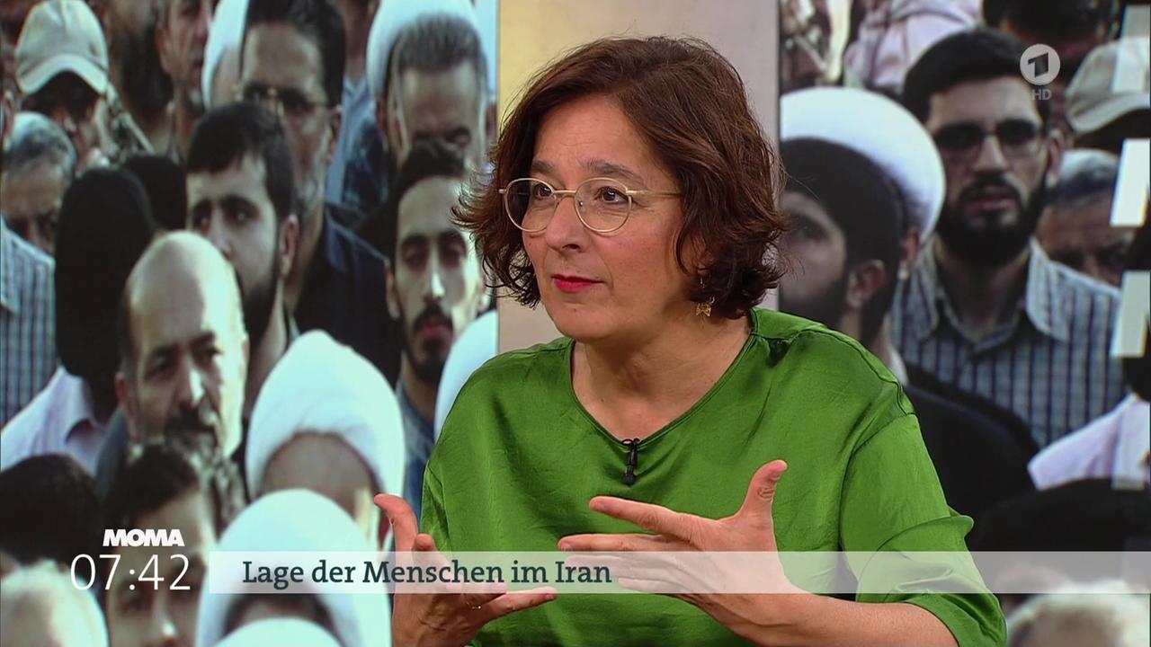"Wo sollen wir denn hin?", Isabel Schayani, WDR-Journalistin, zur ...