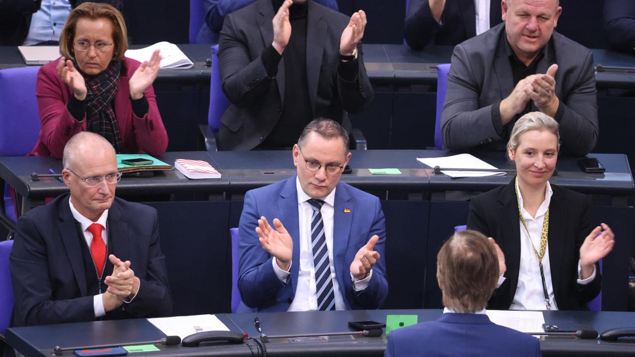 Wie die Politik nach Antworten auf die AfD sucht | tagesschau.de