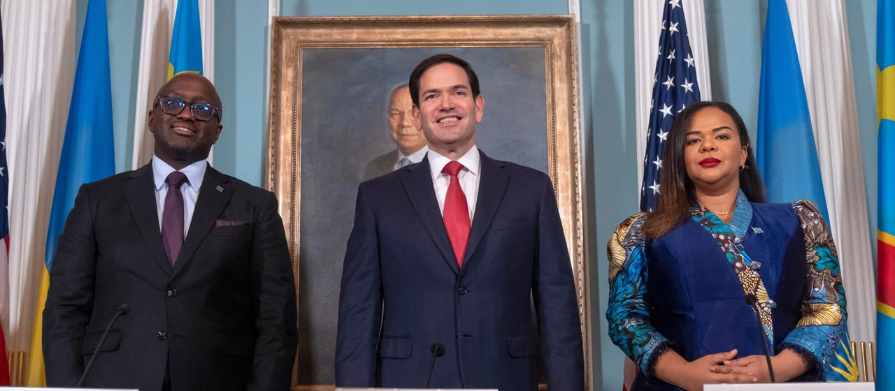 Ruanda und DR Kongo unterzeichnen Friedensabkommen in Washington ...