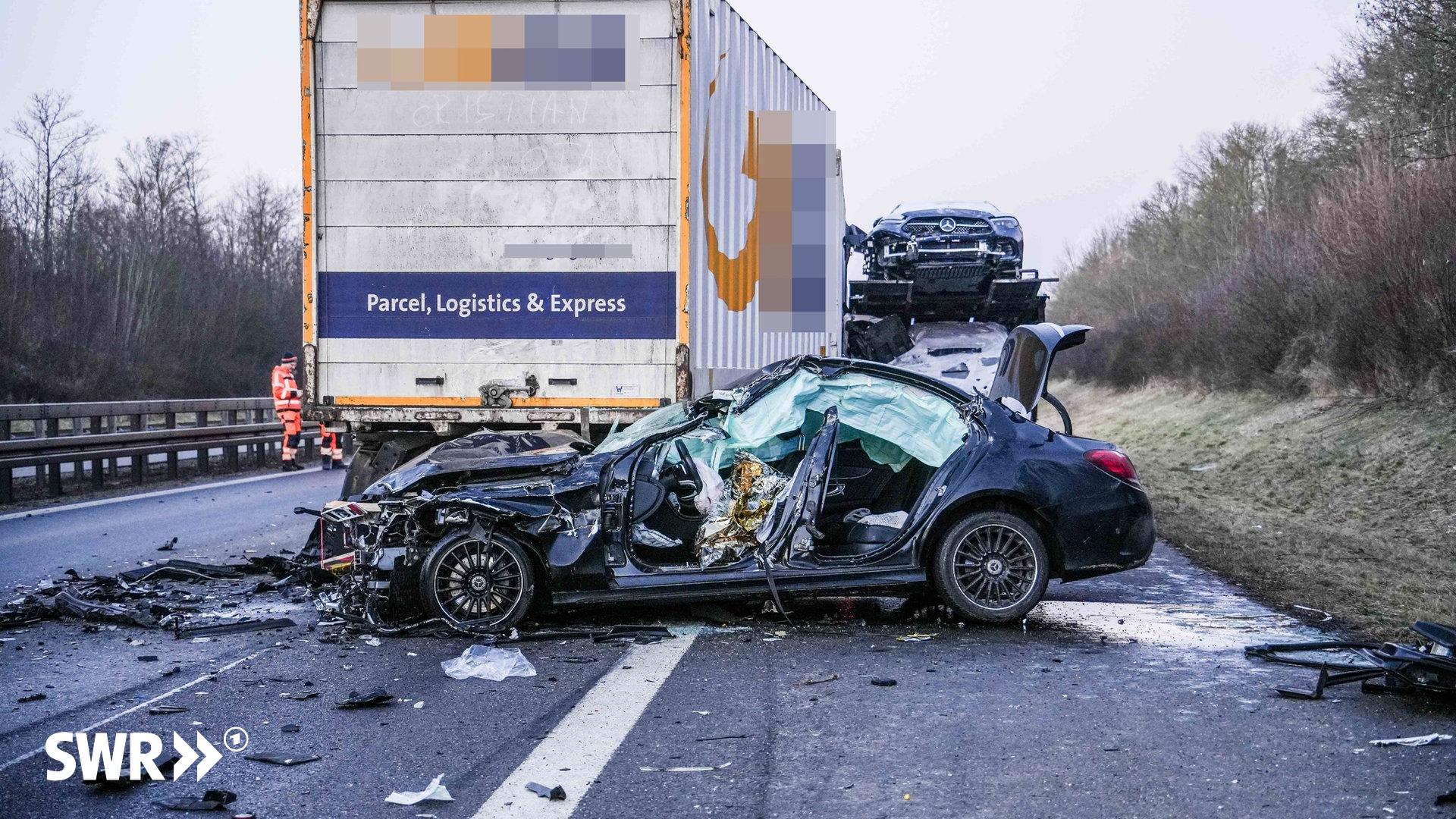 Baden-Württemberg: Folgenreicher Verkehrsunfall auf A81 Stuttgart in Richtung Singen | tagesschau.de