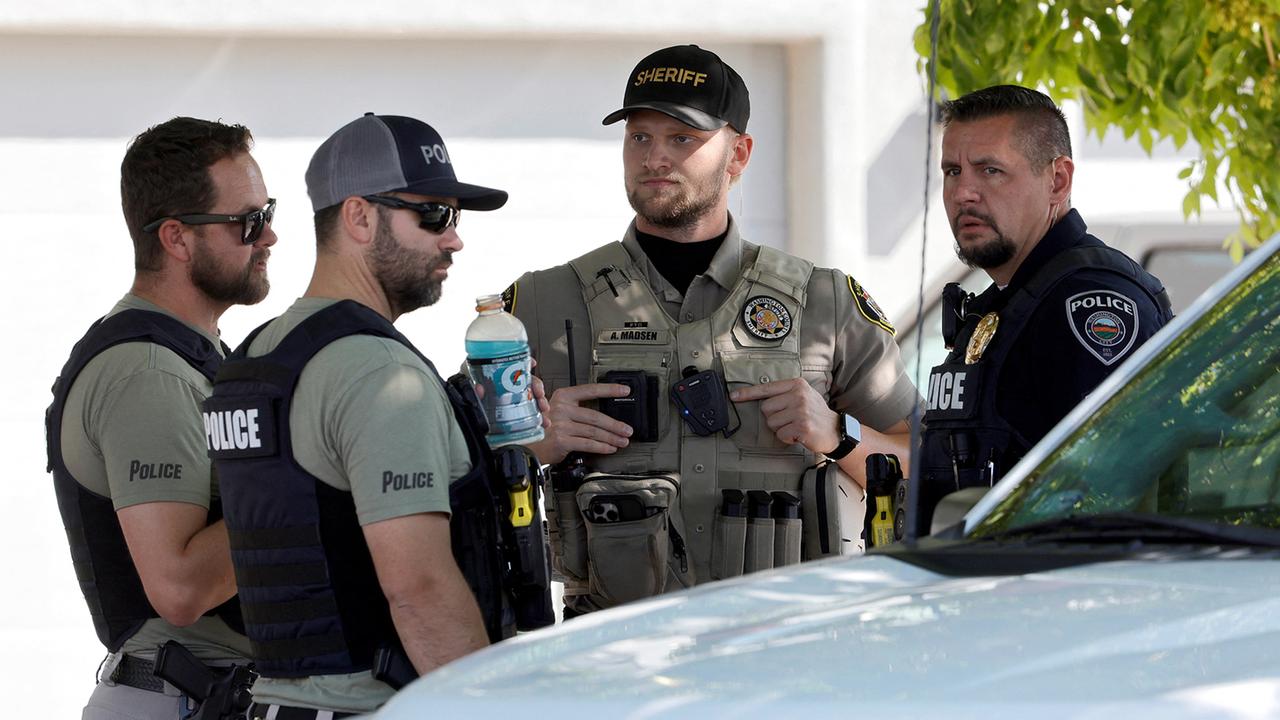 Attentat auf US-Podcaster Charlie Kirk: Was über den mutmaßlichen Täter ...