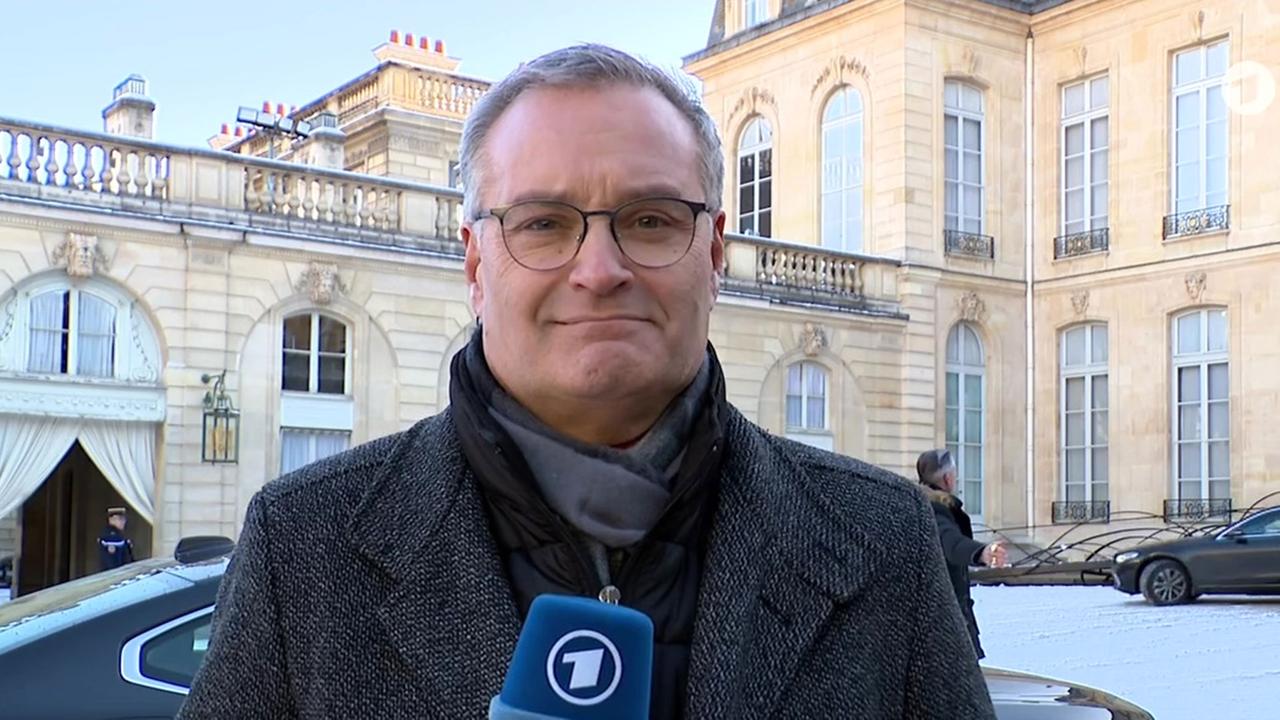 Michael Strempel, ARD Paris zum Treffen der "Koalition der Willingen ...