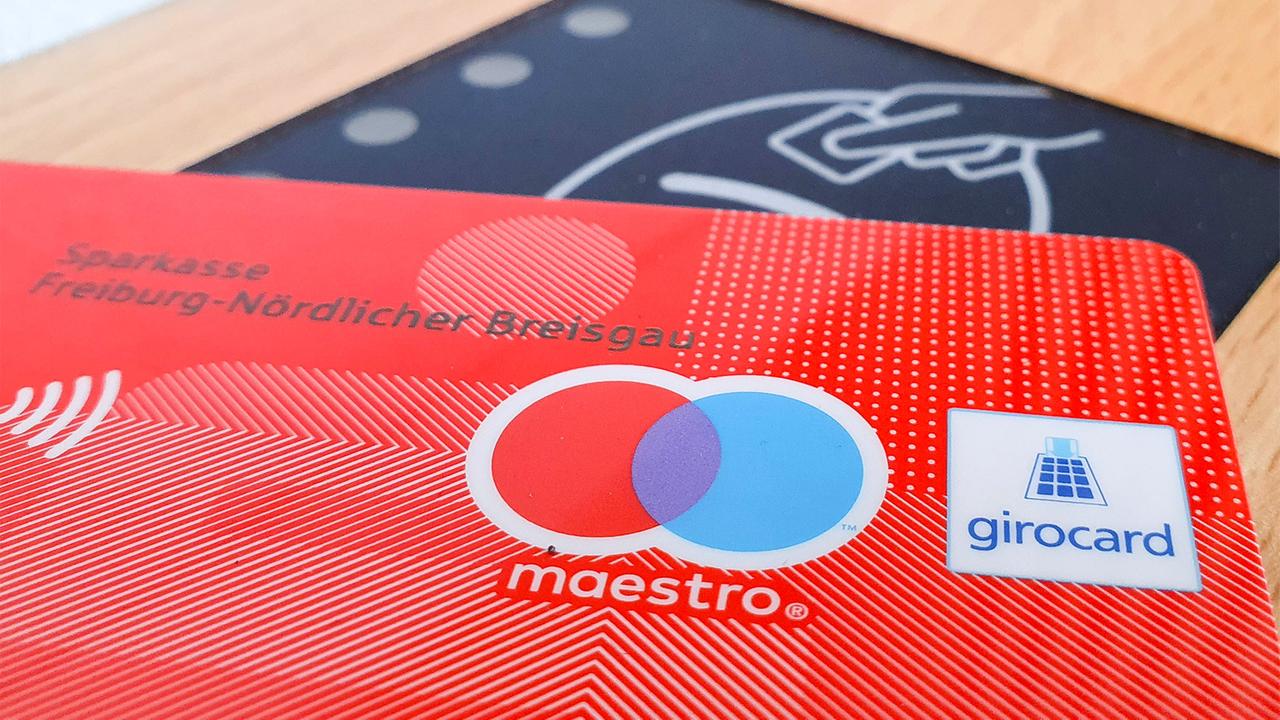 Bezahldienst Giropay - eine Alternative zu PayPal und Co.? | tagesschau.de