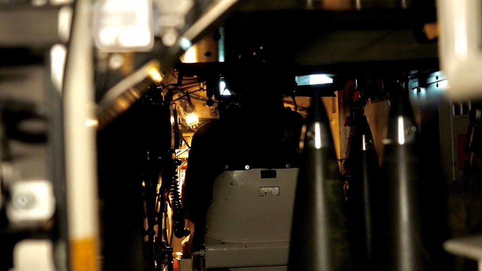 Panzerhaubitze 2000: Wichtige Waffe für die Ukrainer | tagesschau.de