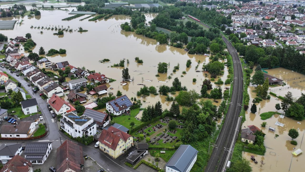 Wetterdienst warnt für Süddeutschland weiter vor Starkregen | tagesschau.de