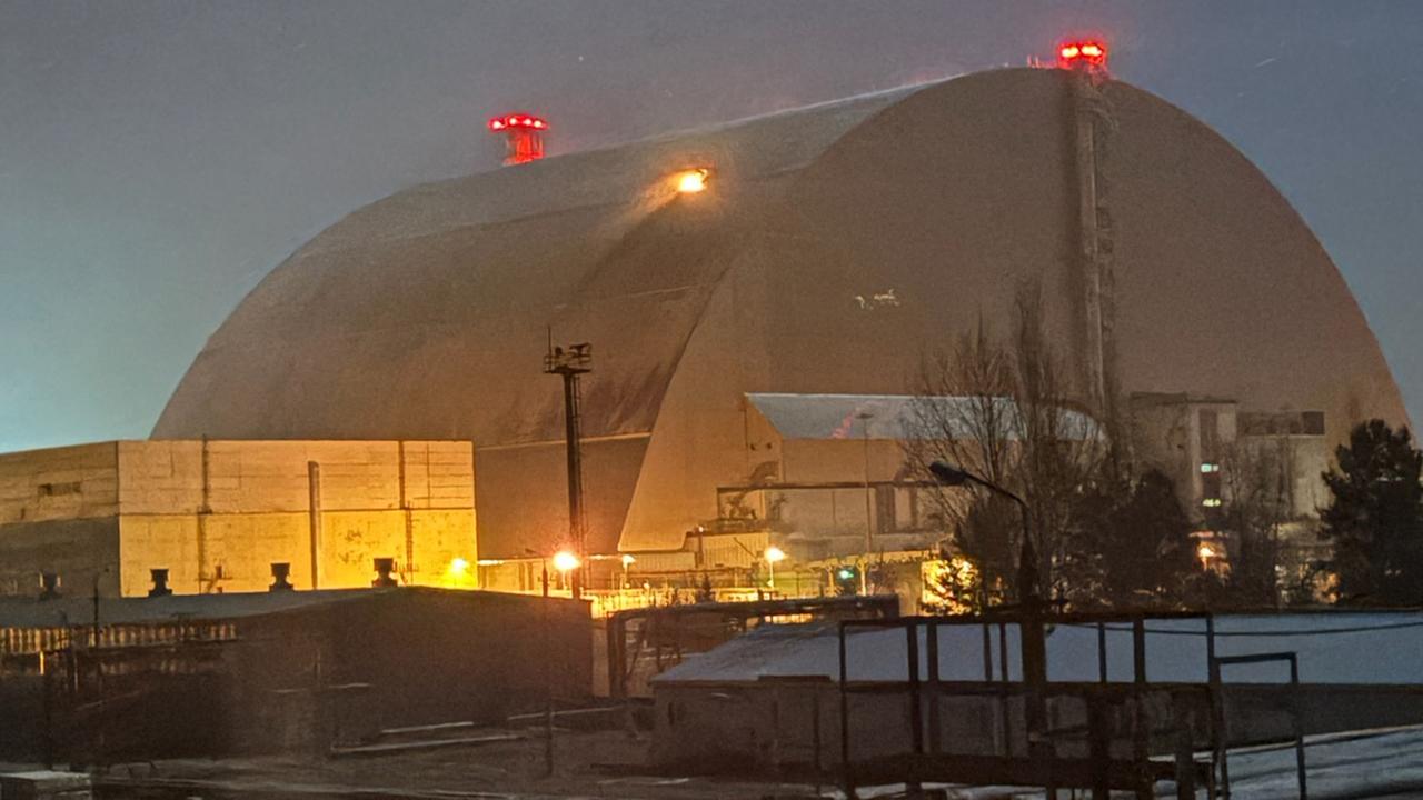 Tschernobyl: Beschädigte AKW-Schutzhülle - was ist zu retten ...