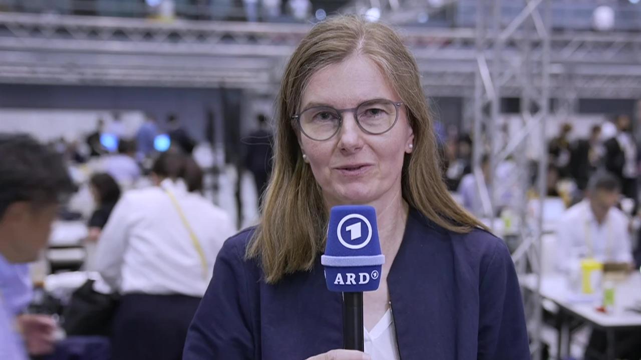 "Da gibt's durchaus Bewegung", Barbara Kostolnik, ARD Berlin, zzt ...