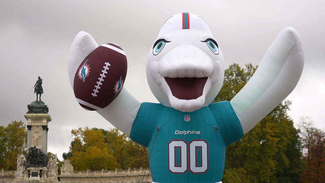 Tanzende Masken in Mexiko, Affen auf dem Hindutempel, NFL in Madrid ...