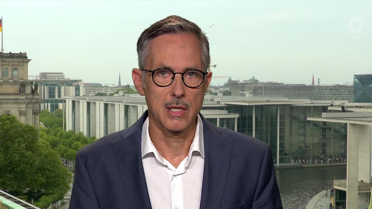 "Reiht sich ein in eine Kette von Ereignissen", Michael Götschenberg ...