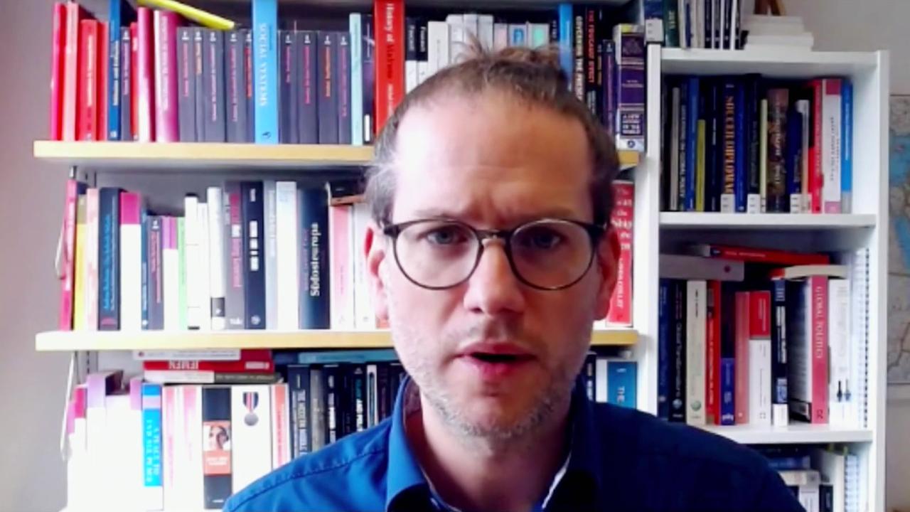 Politikwissenschaftler Dr. Jan Busse zur israelischen Bodenoffensive in ...
