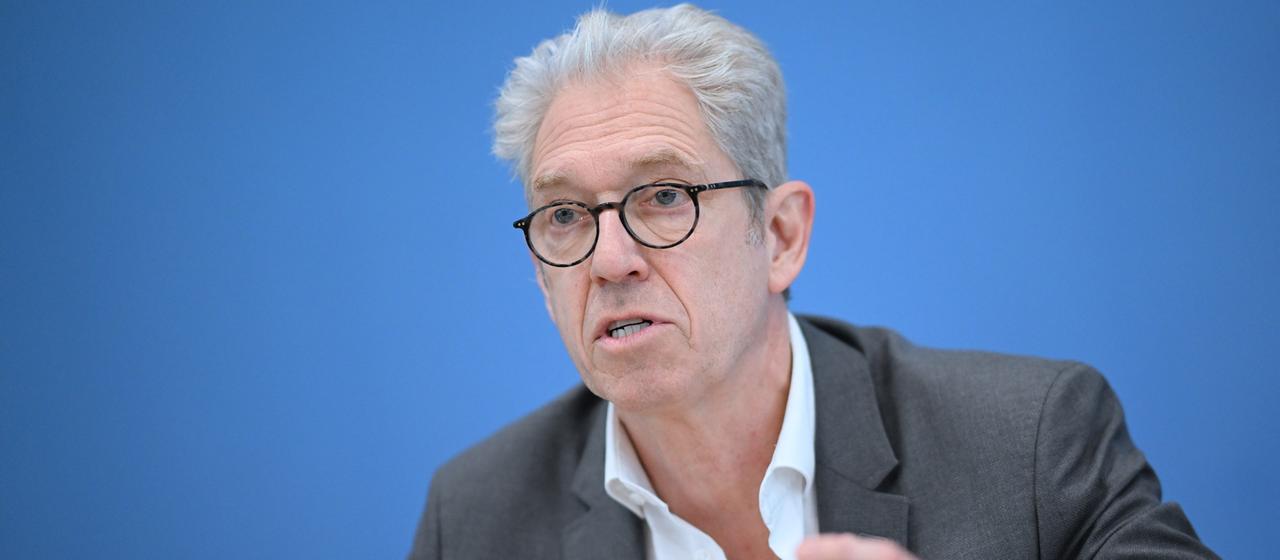 Kassenärzte-Chef will "Kontaktgebühr" bei jedem Arztbesuch | tagesschau.de