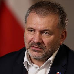 Polens angeklagter Ex-Justizminister erhält Asyl in Ungarn | tagesschau.de