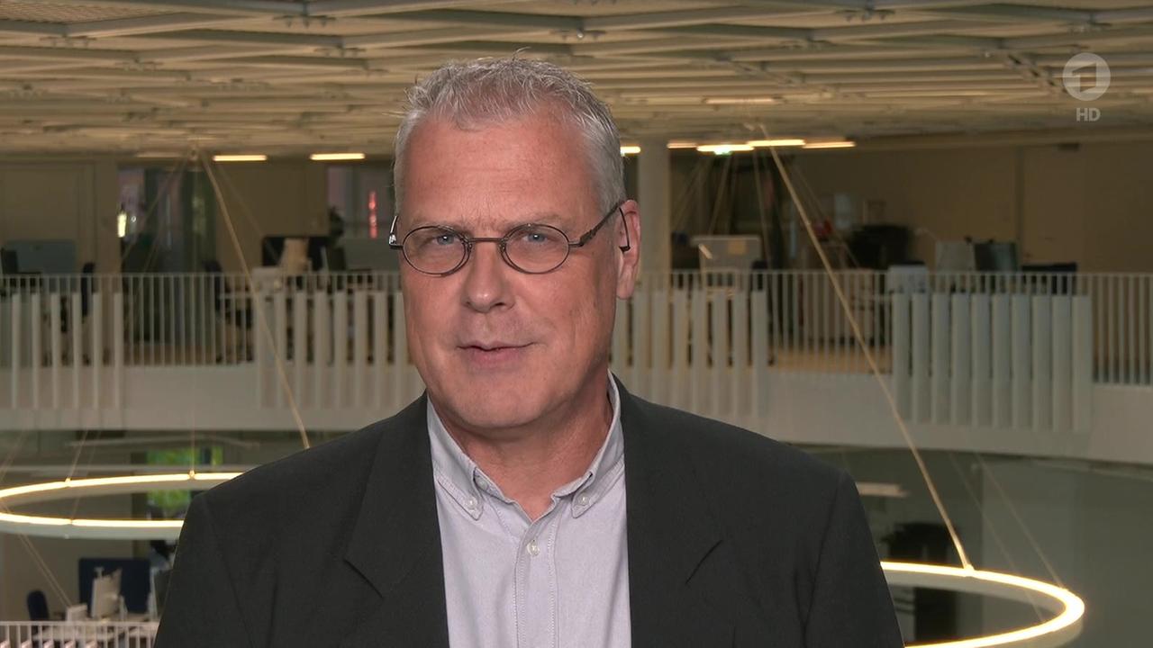 Nicolas Lieven, NDR Info Wirtschaftsredaktion, zum Anstieg des ...