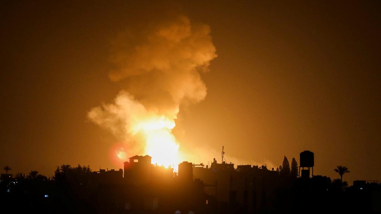 Israel greift Ziele im Gazastreifen an - mehrere Tote | tagesschau.de