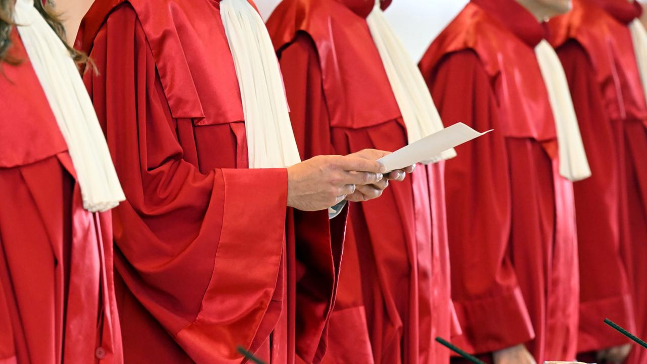 Spiegel mit Verfassungsbeschwerde zu Wirecard-Artikeln erfolgreich ...