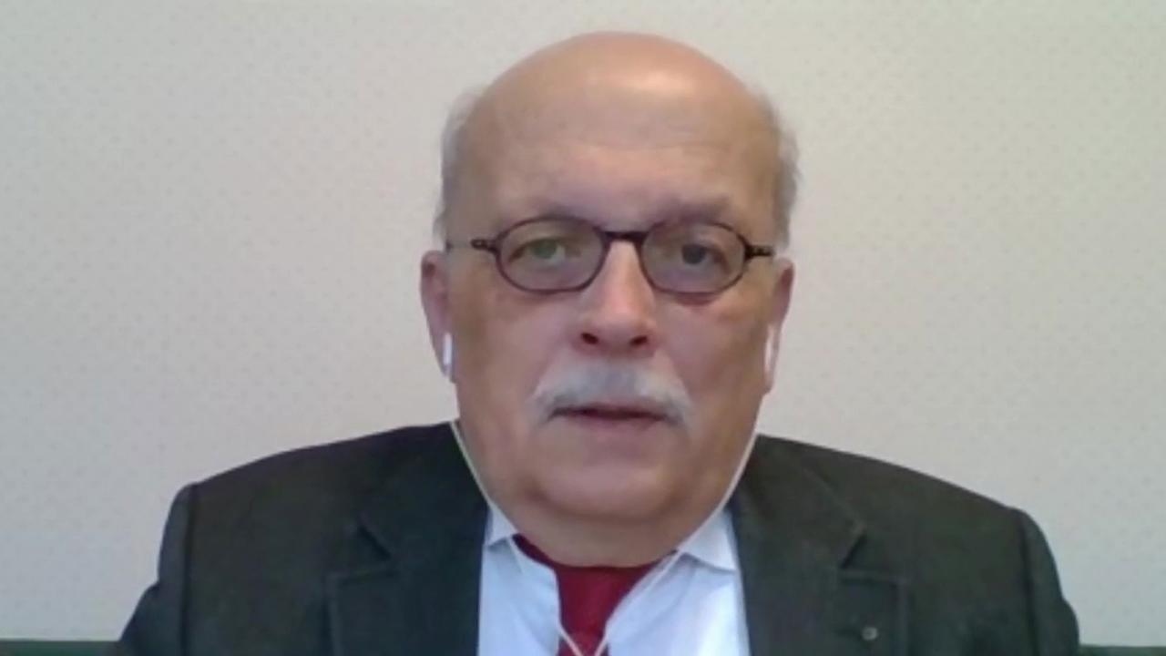 Prof. Dr. Joachim Krause, Institutsdirektor für Sicherheitspolitik an ...