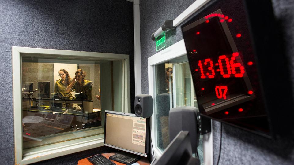 Israelische Regierung will beliebten Armeesender "Galatz" schließen ...