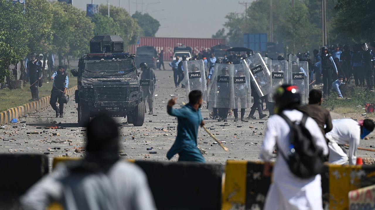 FAQ: Was gerade in Pakistan passiert - und warum | tagesschau.de