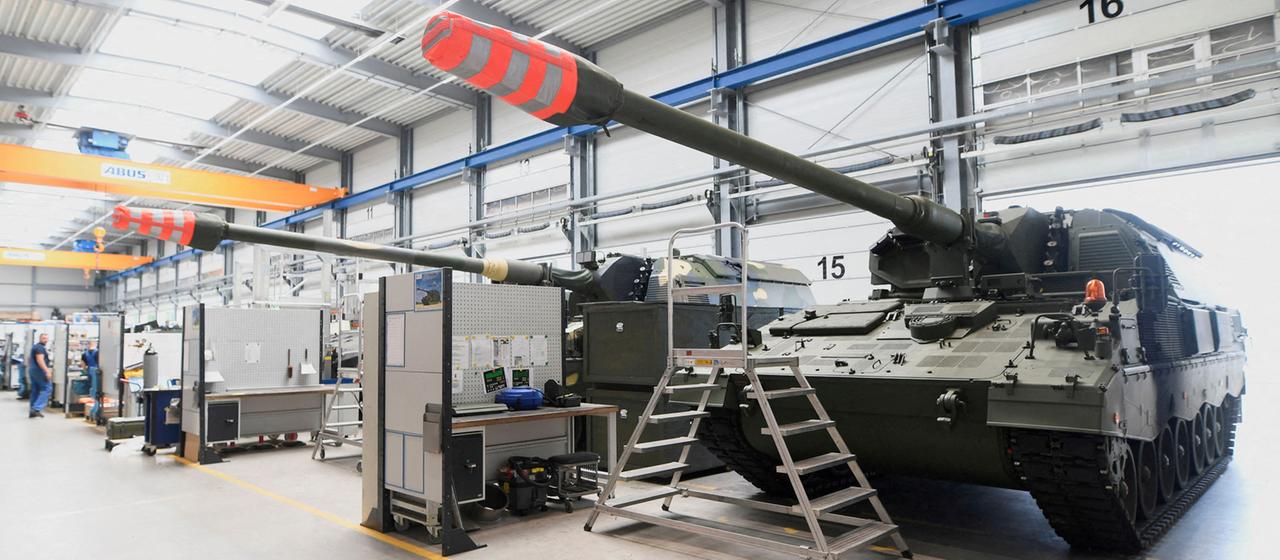 Deutschland liefert weitere zwölf Panzerhaubitzen | tagesschau.de
