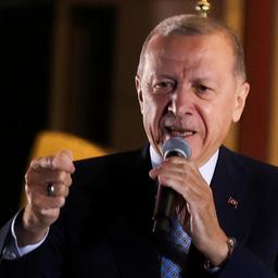 Wie die LGBTQ-Szene in der Türkei nach der Wahl unter Druck steht ...