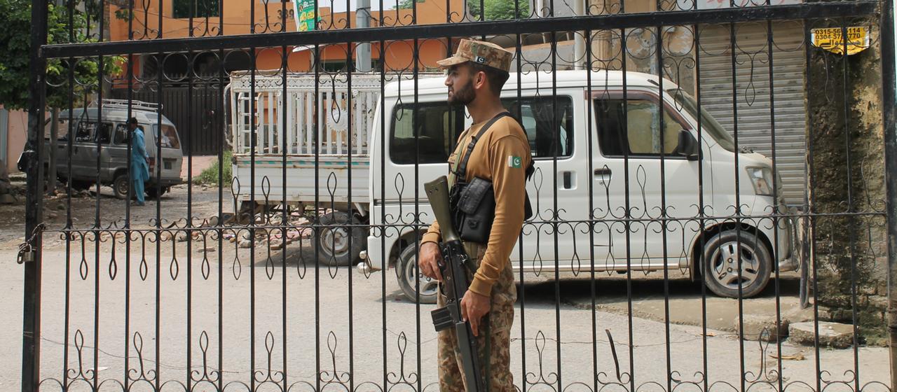 Mehr als 200 Afghanen mit deutscher Aufnahmezusage aus Pakistan abgeschoben | tagesschau.de