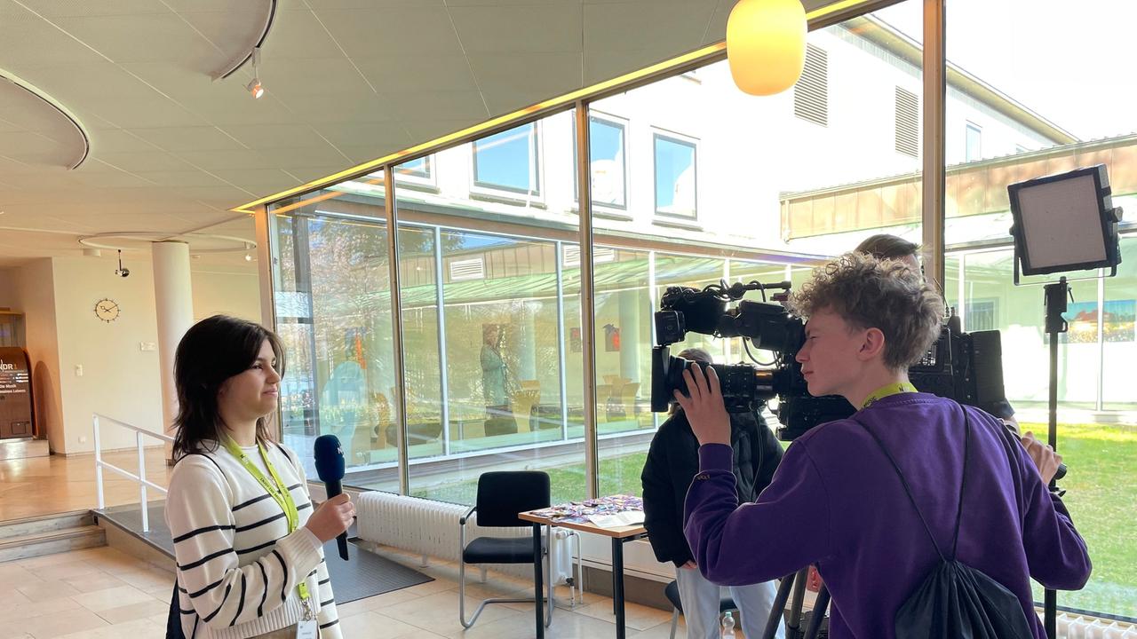 Bilderstrecke: Journalismus zum Anfassen beim Zukunftstag im NDR ...