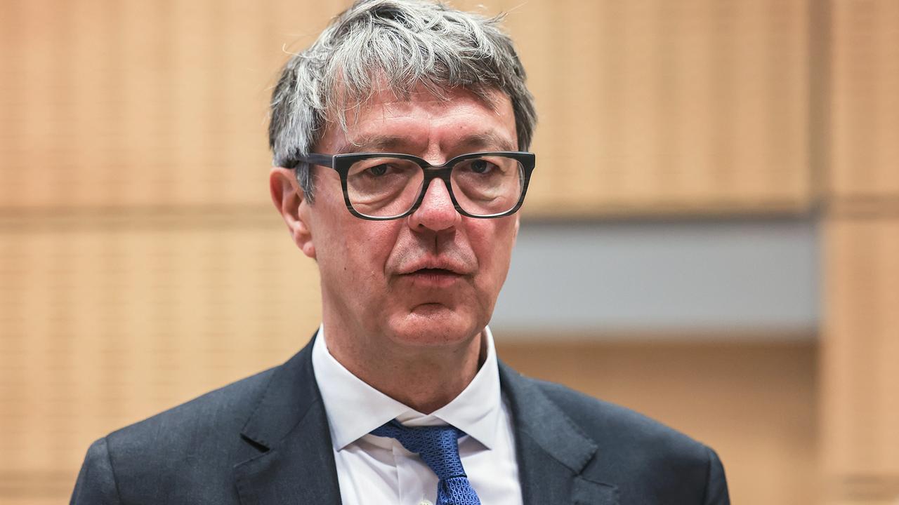 Wer ist der Signa-Sanierer Arndt Geiwitz? | tagesschau.de