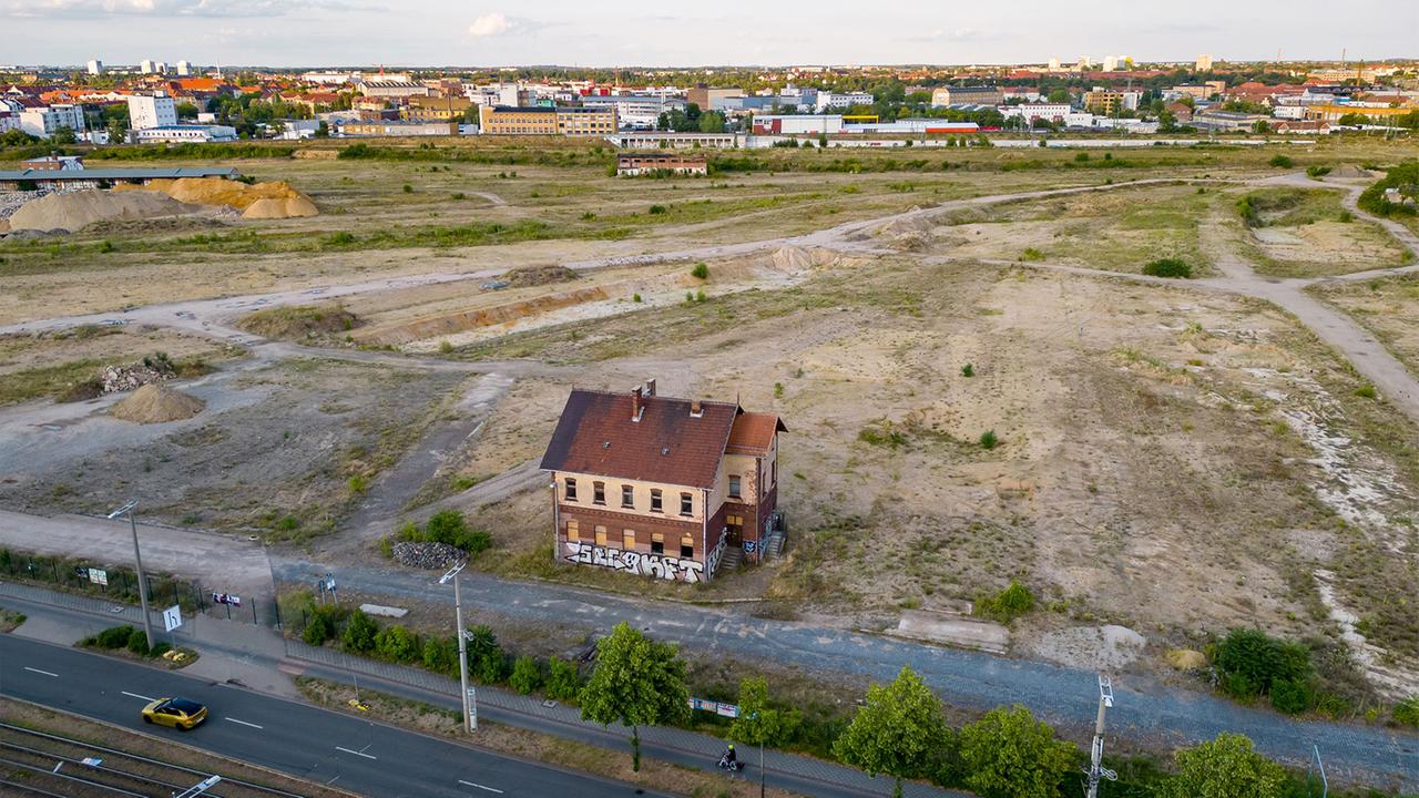 Warum die Deutschen immer weniger Bauland kaufen | tagesschau.de