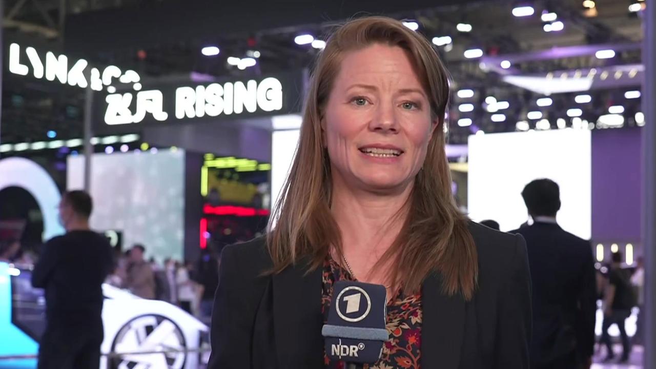 Tamara Anthony, ARD Peking, zu fliegenden Autos und anderen Neuheiten ...