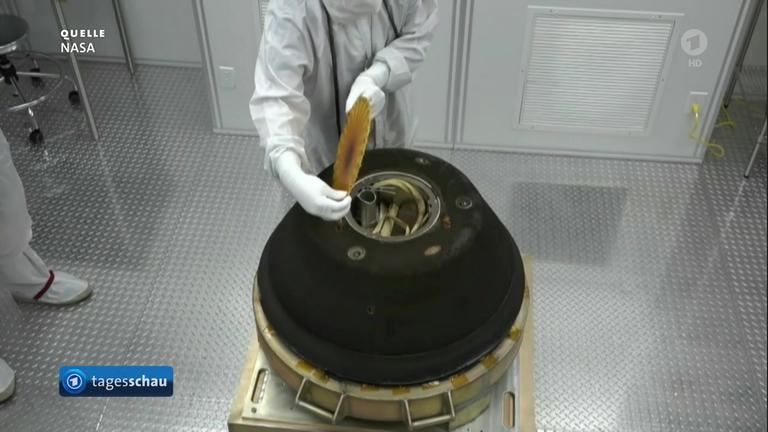 Kapsel der NASA landet nach sieben Jahren mit Gesteinsproben des ...