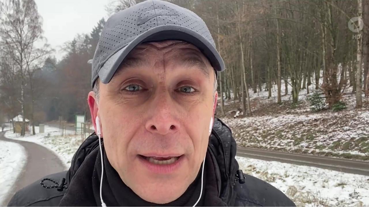 "Der Winterdienst ist schon seit drei Uhr im Einsatz", Axel John, SWR ...