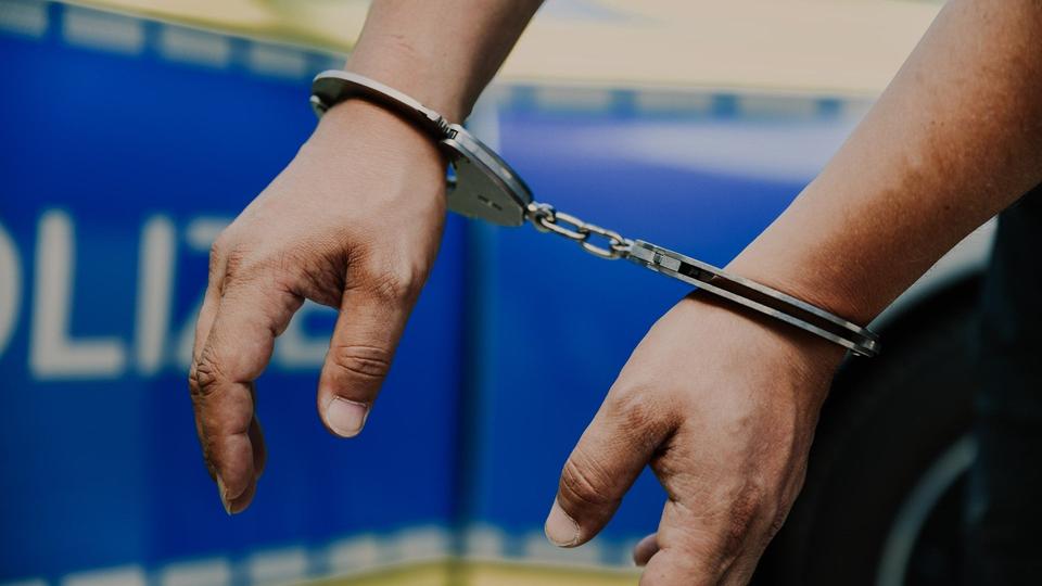 Haftbefehl nach Messerattacke in Dresdner Straßenbahn | tagesschau.de