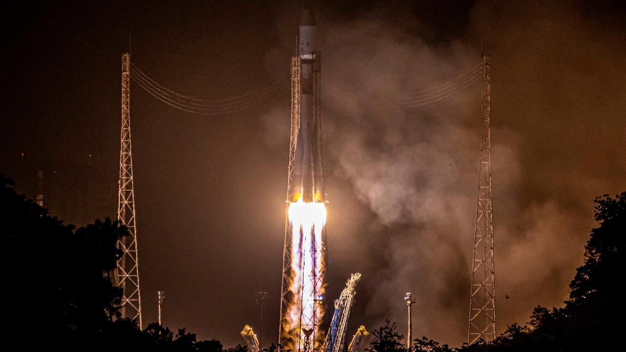 Mit einem Tag Verspätung: Cheops-Mission gestartet | tagesschau.de