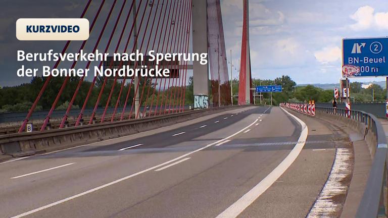 WDR-Reporter Christian Schmitz vor Ort zur Sperrung der Nordbrücke in ...