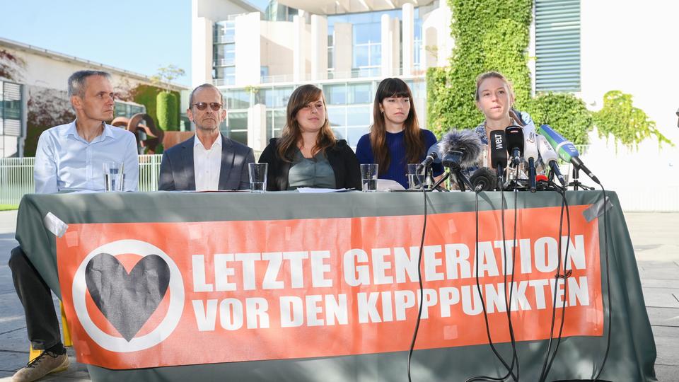 Aktionen der "Letzten Generation": Blockierte Realität | tagesschau.de