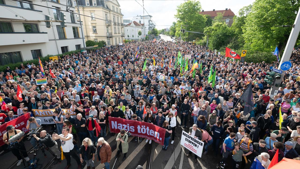 Tausende bei Demonstration gegen Gewalt in Dresden | tagesschau.de